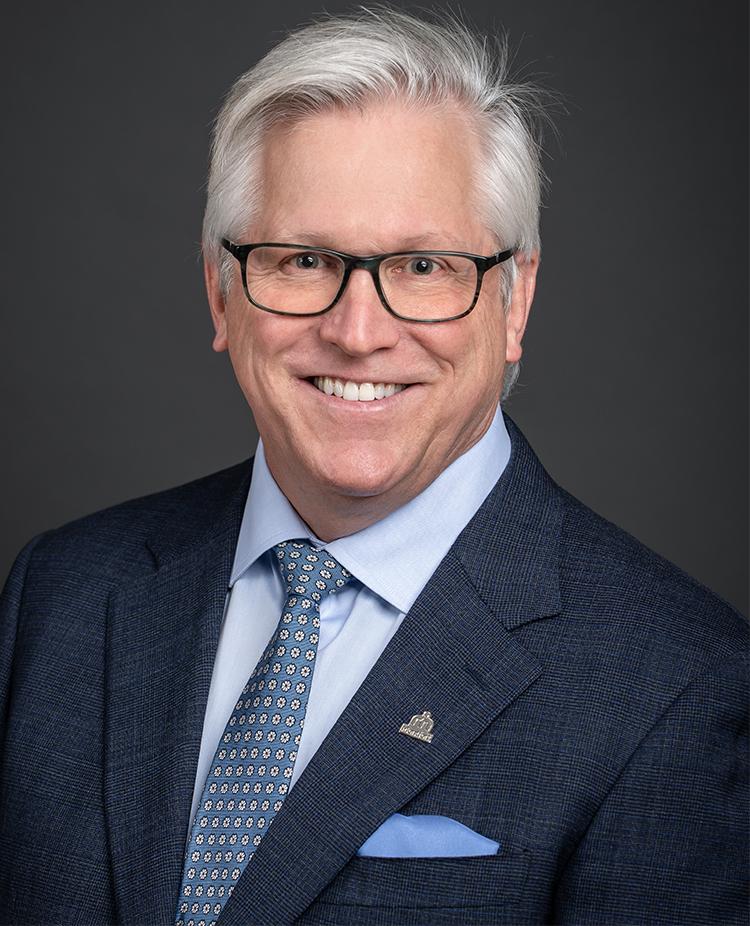 Dr. Bernard Leduc, CEO of Hôpital Montfort, announces his retirement in ...